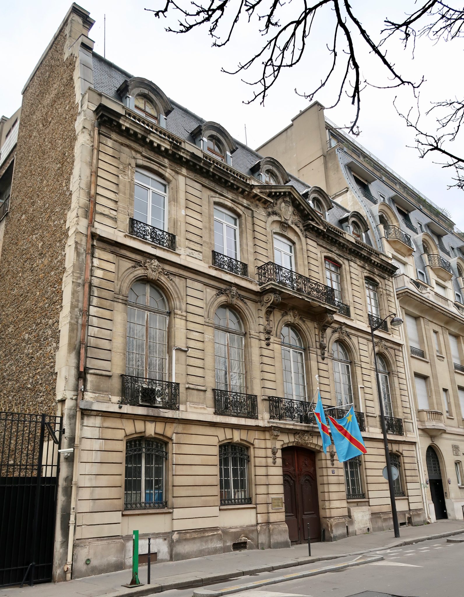 Pour la fête de l'indépendance, l'ambassade de la RDC à Paris veut ...
